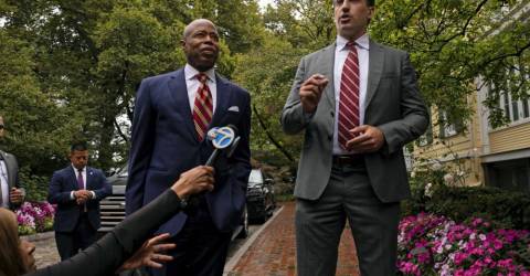 Adams Pleads Not Guilty to 5 Count Fed Indictment Charging Bribery ...