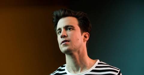 Actors Upset Only Some Theaters Planned to Dim Broadway Lights to Honor ...