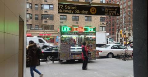 Food carts proliferate after subway opening