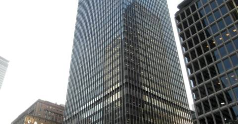 'SAVE THE UNION CARBIDE BUILDING!'
